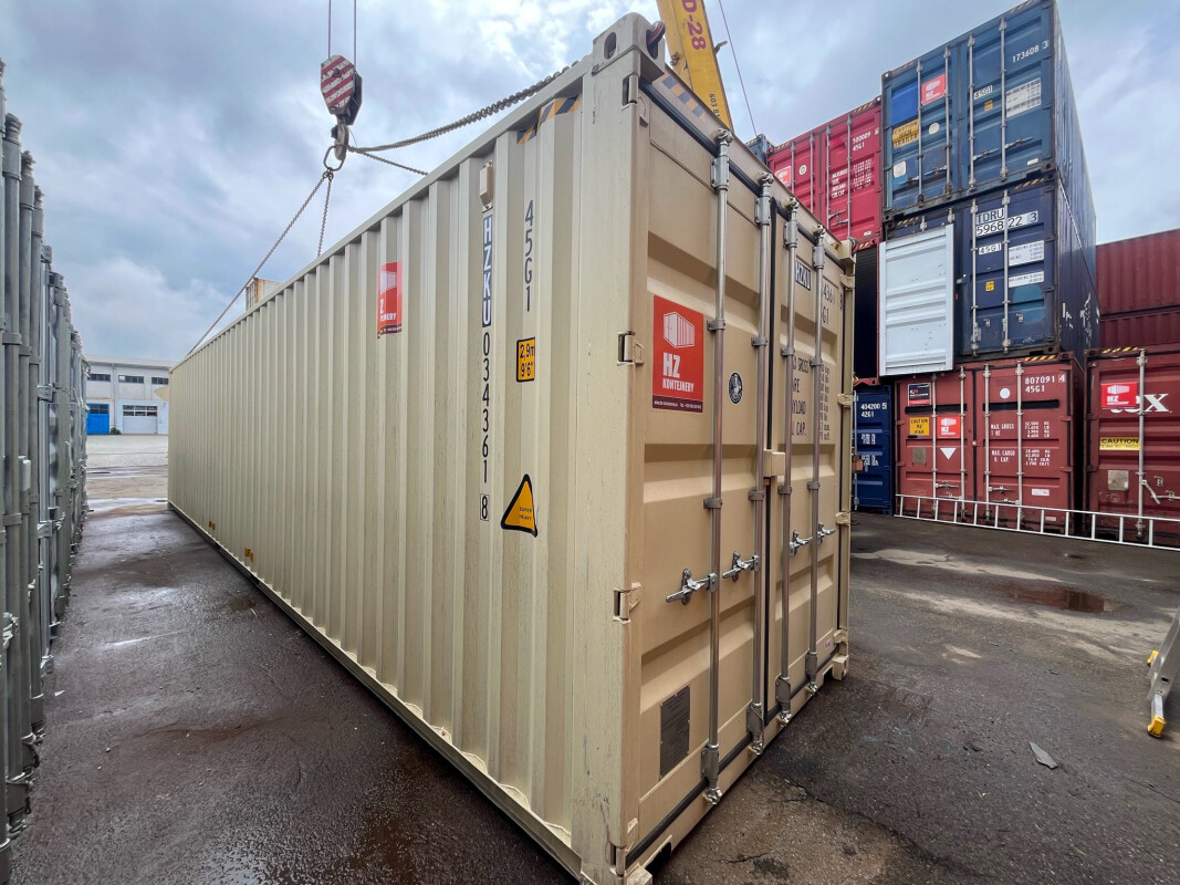 Lodní kontejner prodej 40’HC - doprava zdarma | Containers Store